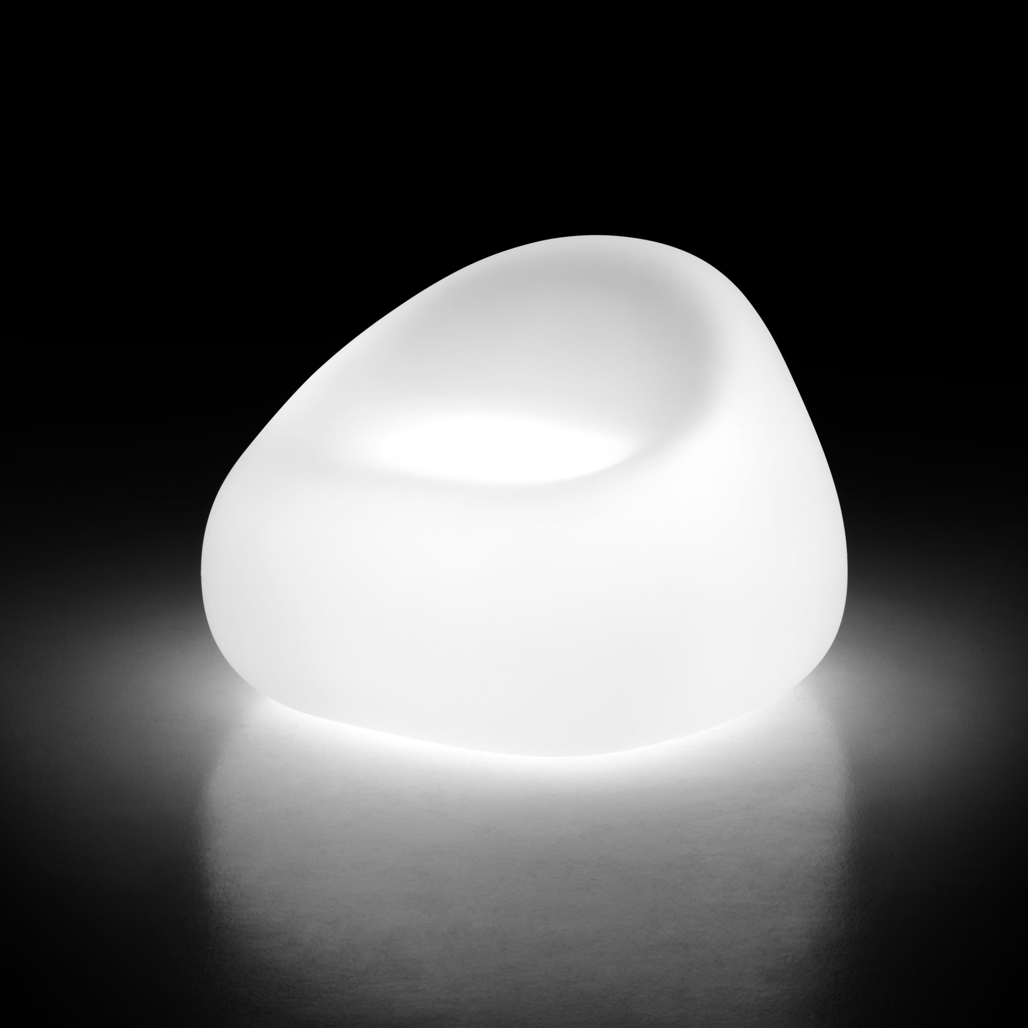 Plust Gumball Armchair Light